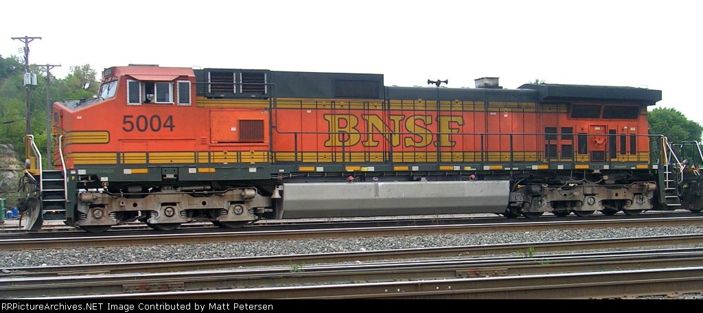 BNSF 5004